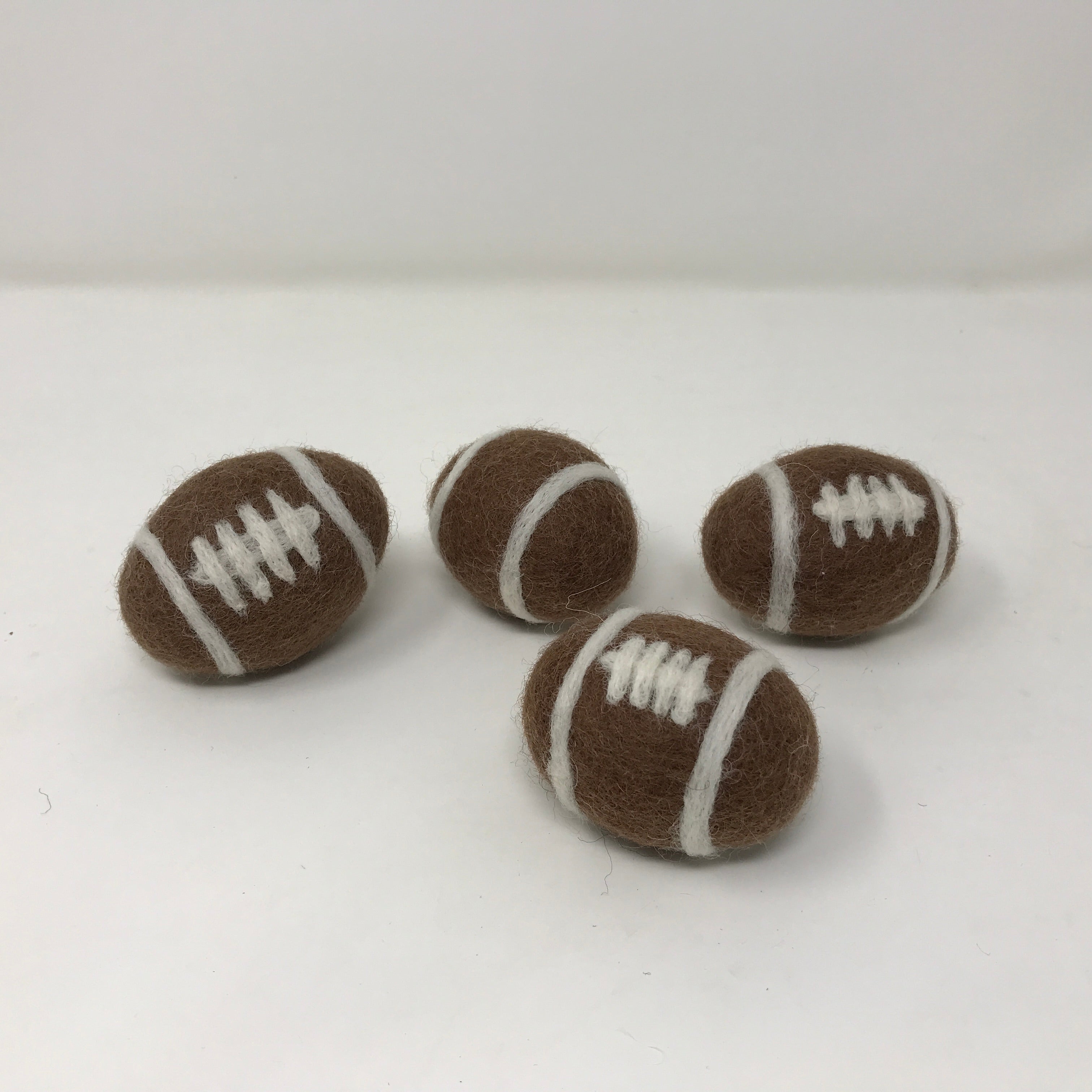 Felt FootBall Toy – Meow Mini Mart